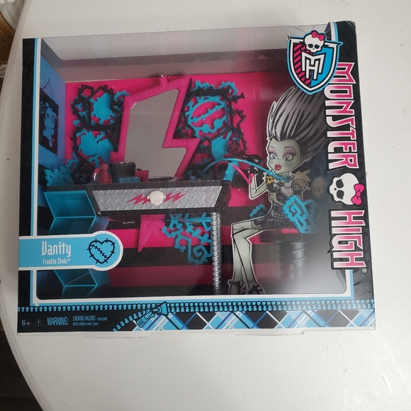 monster high | Toys | Monster High Frankie Steins Vanity Playset Brand ...